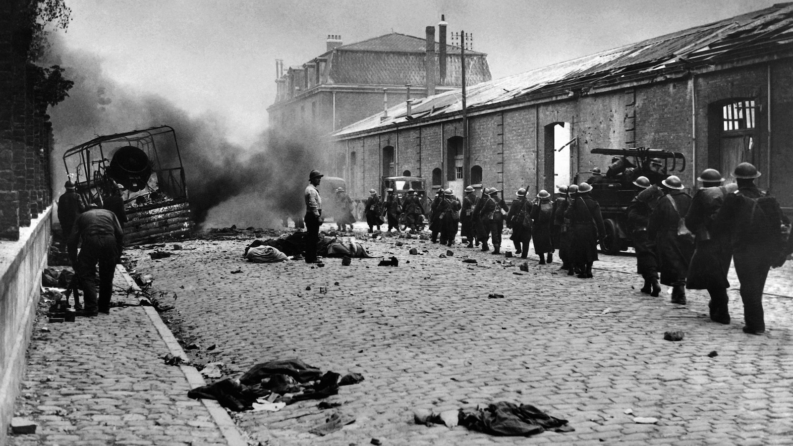 Bataille de Dunkerque : un sacrifice français au profit des Anglais ...