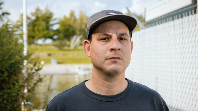 Regardez L’arme du crime , une enquête sur le trafic d’armes à feu ...