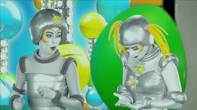 Video | Annie Brocoli | Épisode | Minitomes : Camping | ICI Radio ...