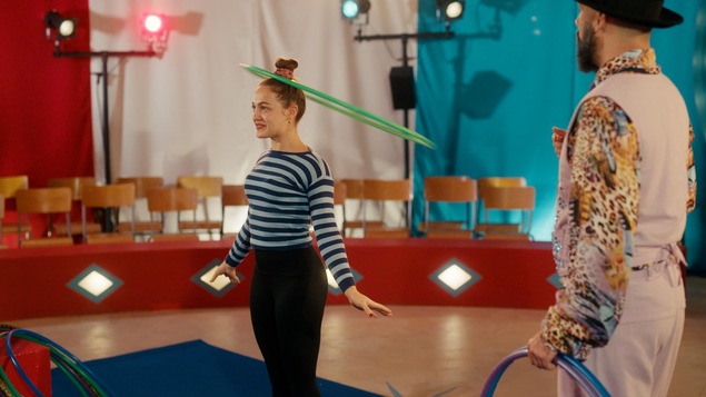 Video | Cirkus | Épisode | Le cerceau | ICI Radio-Canada.ca Jeunesse