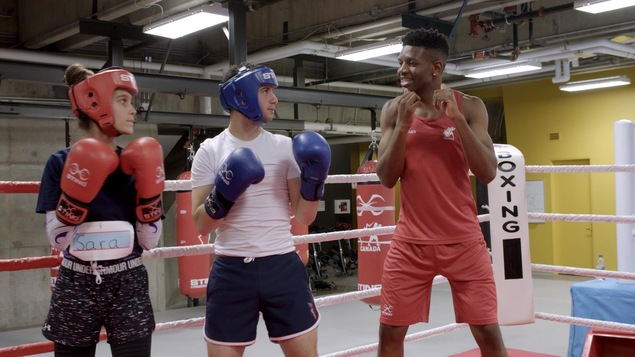 Video | Massi en mission | Épisode | Activité : La boxe | ICI Radio ...