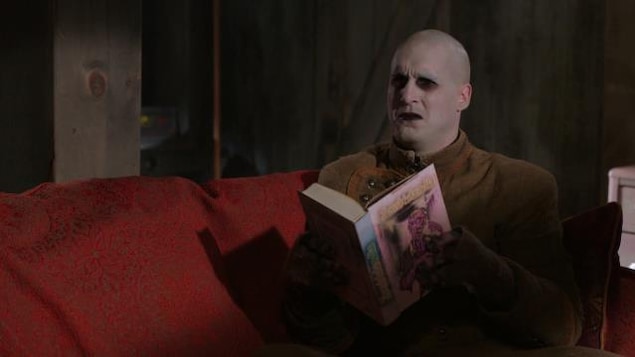 Video | Motel Monstre | Épisode | Ch« haine » de lettres | ICI Radio ...